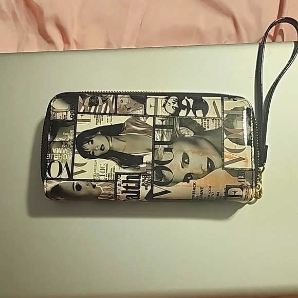 Unbranded | Bags | New Patent Walletwristlet With Vogue Magazine Print ...